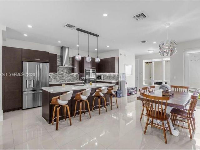 Luxury Townhouse for rent in Doral, United States