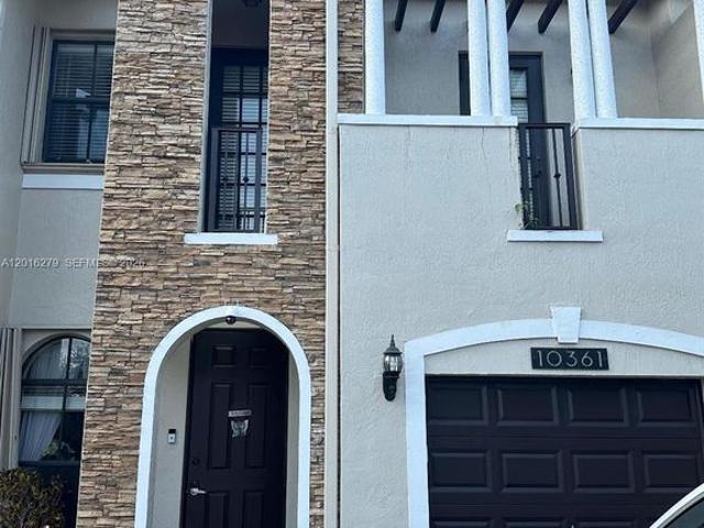 Luxury Townhouse for rent in Doral, United States