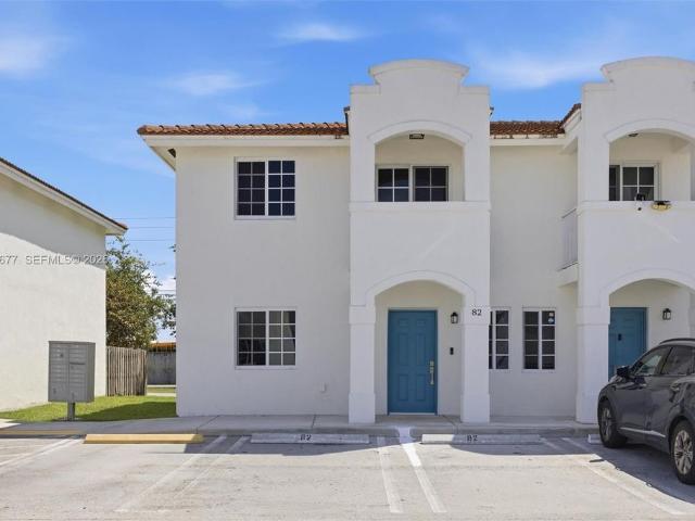 Luxury Townhouse for rent in Florida City, United States