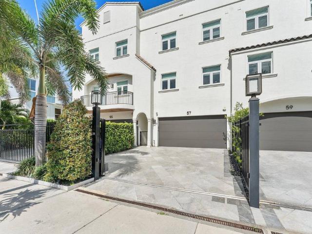 Luxury Townhouse for rent in Fort Lauderdale, Florida