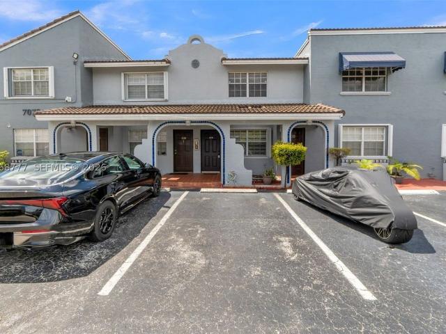 Luxury Townhouse for rent in Hialeah, United States