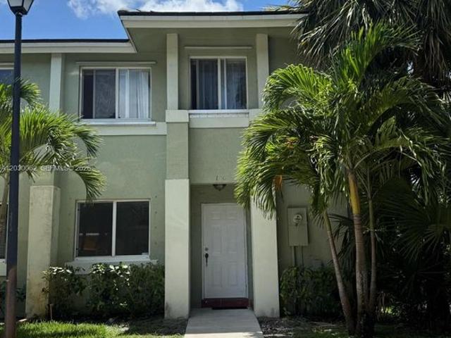 Luxury Townhouse for rent in Hollywood, United States