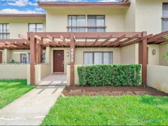 Luxury Townhouse for rent in Hollywood, Florida