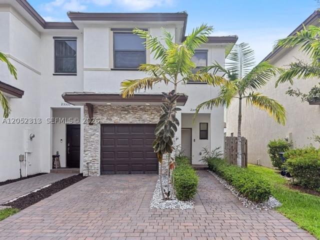 Luxury Townhouse for rent in Homestead, United States