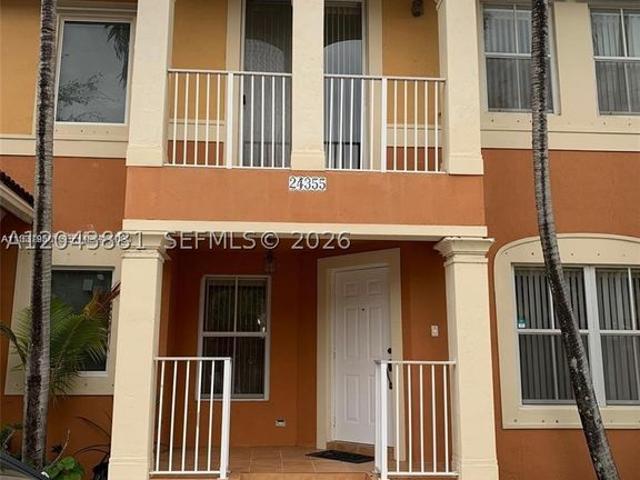 Luxury Townhouse for rent in Homestead, United States