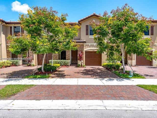 Luxury Townhouse for rent in Homestead, United States