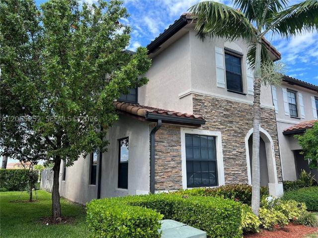 Luxury Townhouse for rent in Homestead, United States