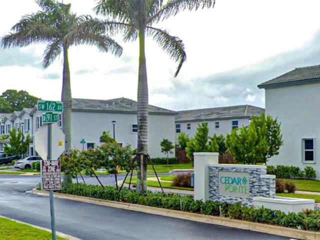Luxury Townhouse for rent in Homestead, United States