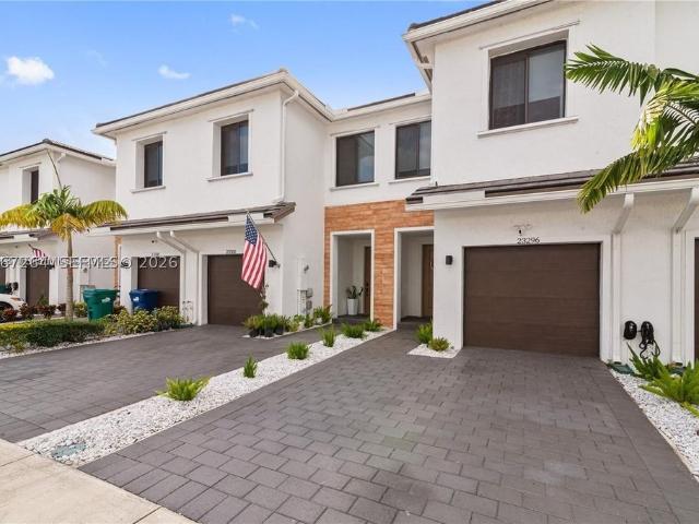 Luxury Townhouse for rent in Homestead, United States