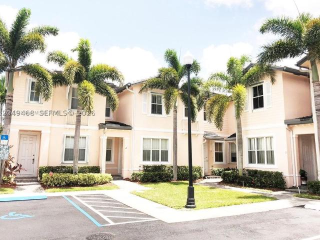 Luxury Townhouse for rent in Homestead, United States