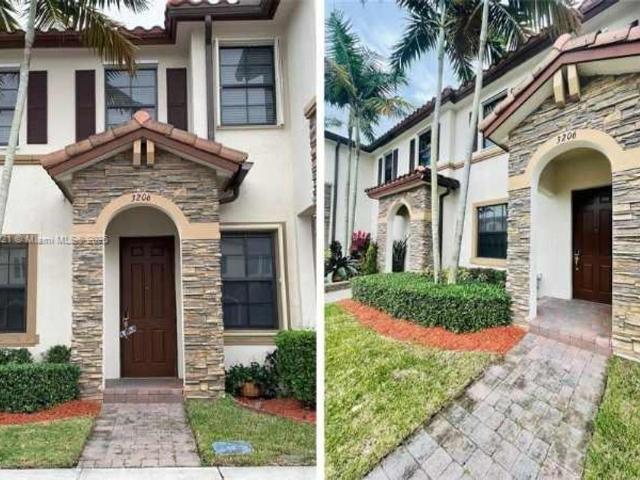 Luxury Townhouse for rent in Homestead, United States