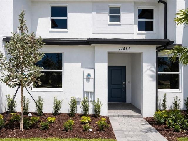 Luxury Townhouse for rent in Homestead, United States