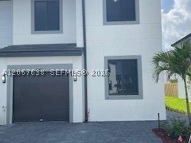 Luxury Townhouse for rent in Homestead, Florida