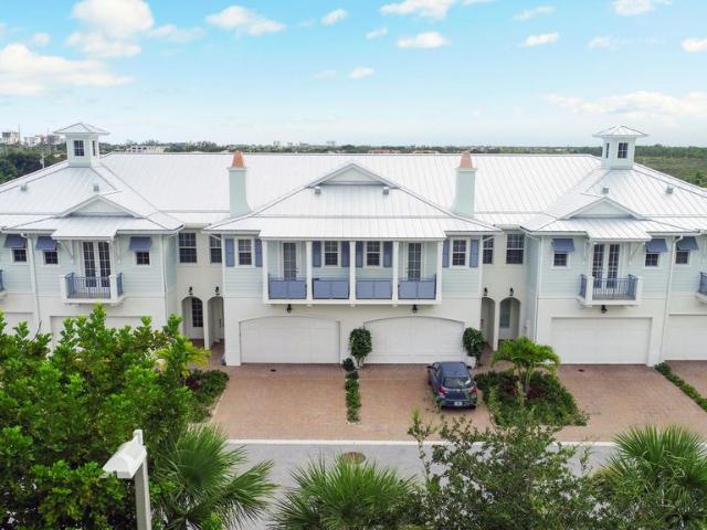 Luxury Townhouse for rent in Juno Beach, Florida