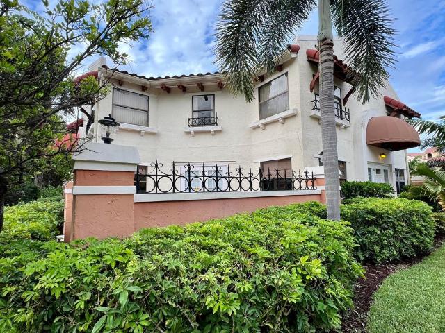 2 bedroom luxury Townhouse for rent in Juno Beach, United States