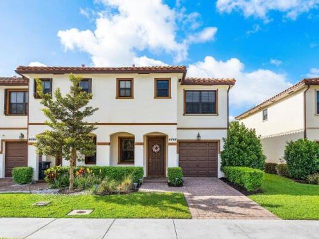 Luxury Townhouse for rent in Lake Worth, Florida