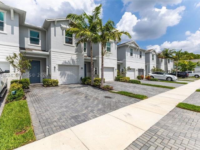 Luxury Townhouse for rent in Lake Worth, Florida