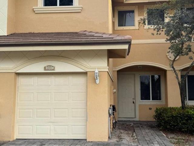 3 bedroom luxury Townhouse for rent in Lake Worth, United States
