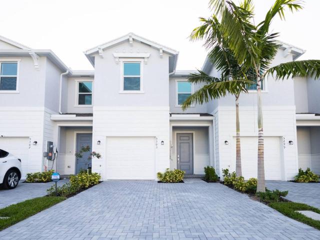 Luxury Townhouse for rent in Lake Worth, United States