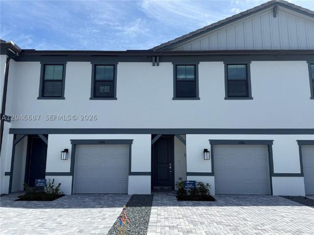 Luxury Townhouse for rent in Lantana, Florida
