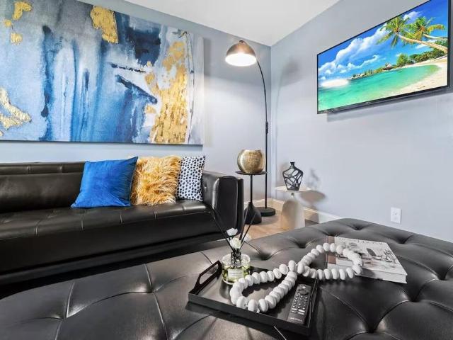 Luxury Townhouse for rent in Lauderdale Lakes, Florida