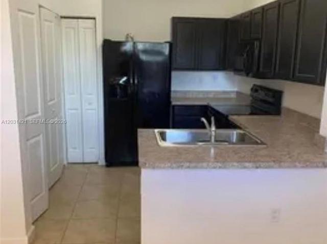 Luxury Townhouse for rent in Lauderdale Lakes, Florida