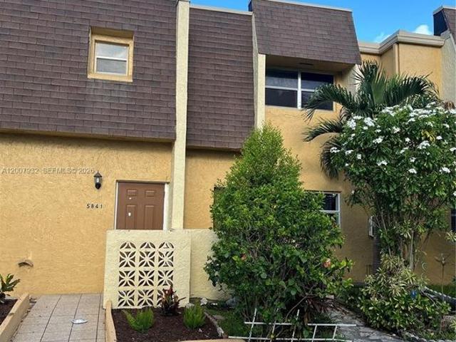 Luxury Townhouse for rent in Lauderhill, Florida