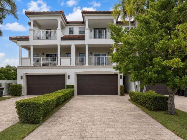 Luxury Townhouse for rent in Lighthouse PT, Florida