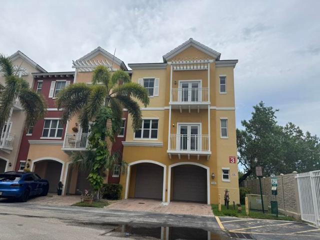 Luxury Townhouse for rent in Lighthouse PT, United States