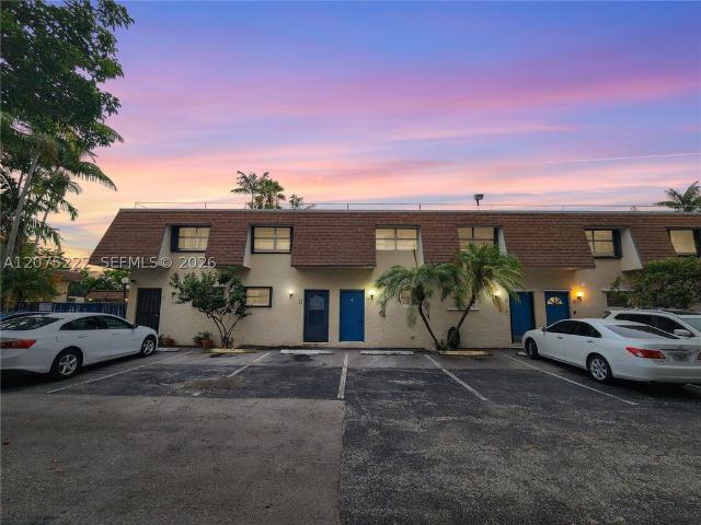 Luxury Townhouse for rent in Palmetto Bay, Florida