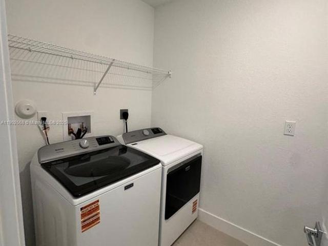 Luxury Townhouse for rent in Pembroke Pines, Florida