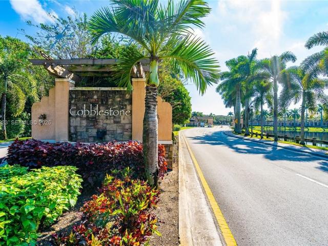 Luxury Townhouse for rent in Pembroke Pines, Florida
