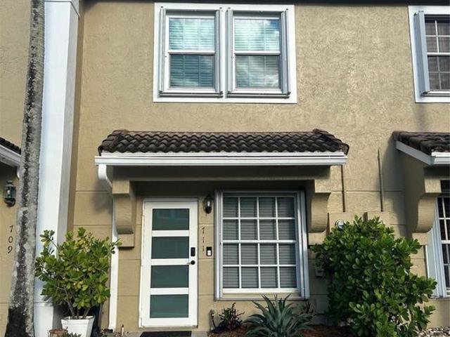 Luxury Townhouse for rent in Pembroke Pines, Florida
