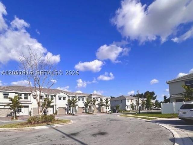 Luxury Townhouse for rent in Pembroke Pines, Florida