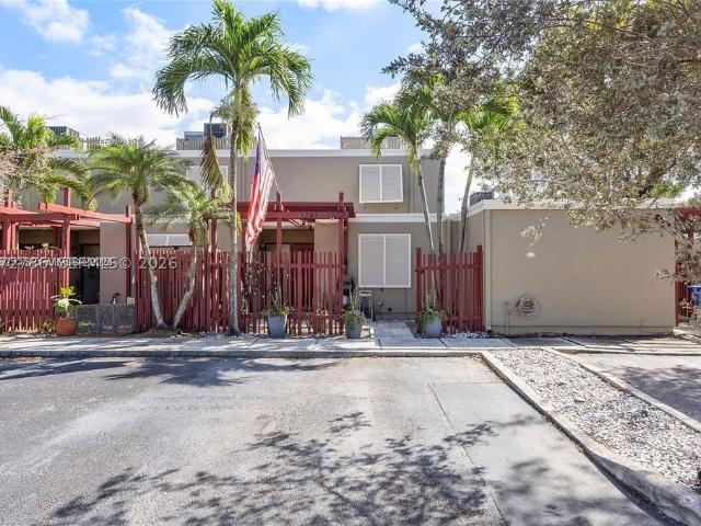 Luxury Townhouse for rent in Pembroke Pines, Florida