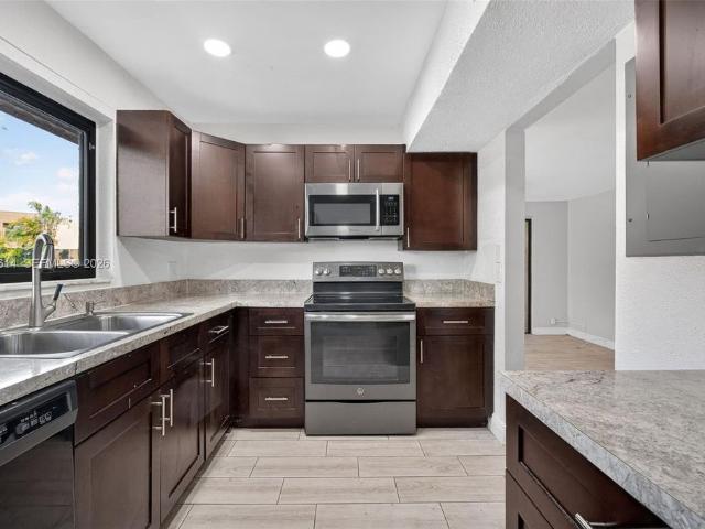 Luxury Townhouse for rent in Pembroke Pines, United States