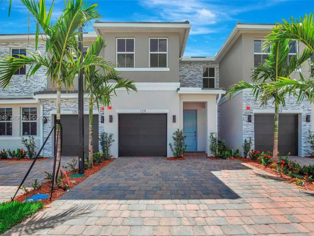 Luxury Townhouse for rent in Pembroke Pines, United States