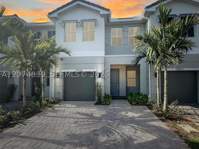 Luxury Townhouse for rent in Pembroke Pines, United States