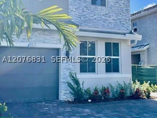 Luxury Townhouse for rent in Pembroke Pines, United States