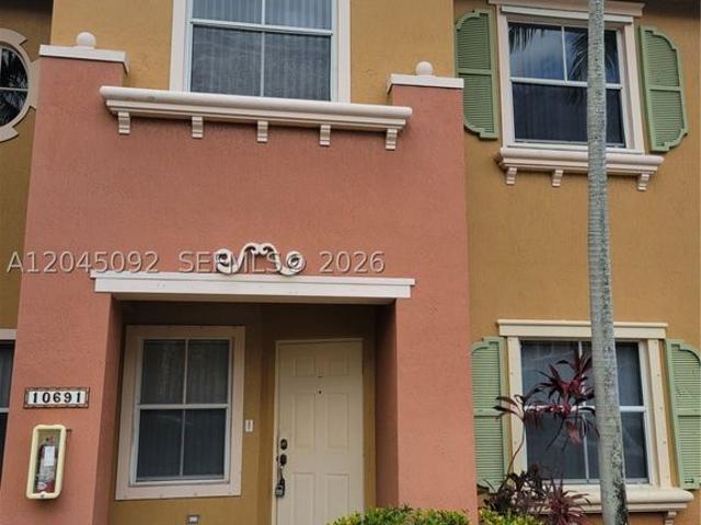 Luxury Townhouse for rent in Pembroke Pines, United States