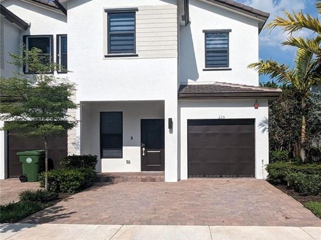 Luxury Townhouse for rent in Pembroke Pines, United States