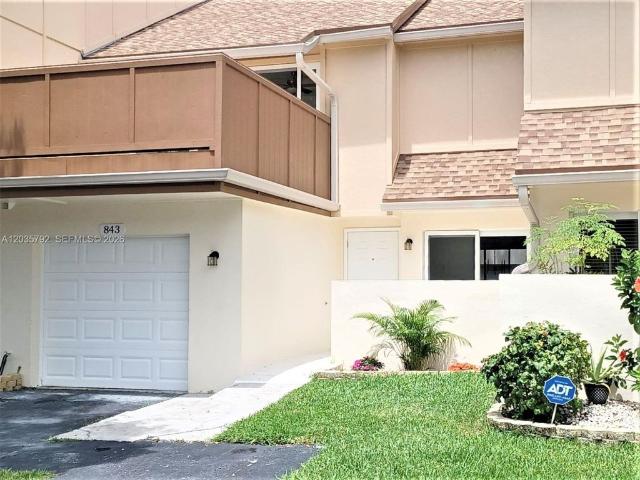 Luxury Townhouse for rent in Plantation, Florida