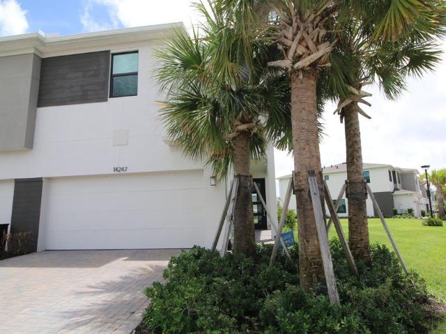 Luxury Townhouse for rent in Port Saint Lucie, Florida