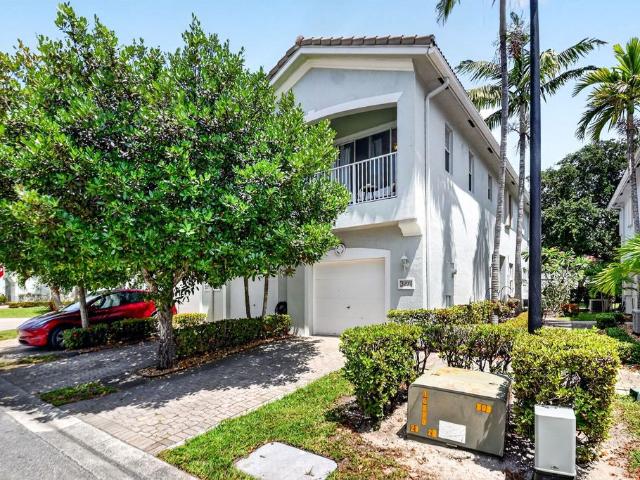 Luxury Townhouse for rent in Riviera Beach, Florida