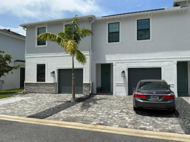 Luxury Townhouse for rent in Stuart, United States
