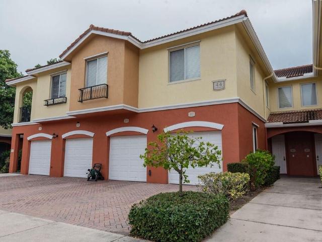 Luxury Townhouse for rent in Stuart, Florida