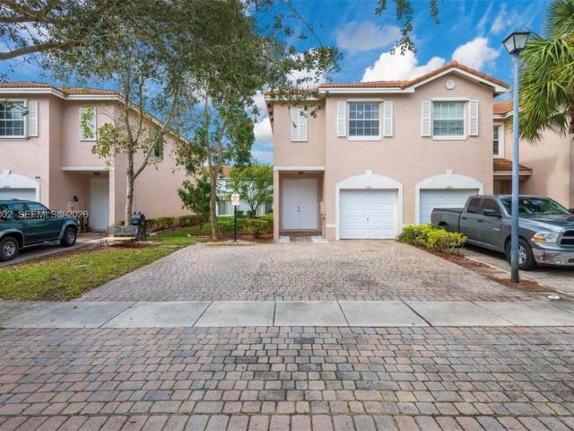Luxury Townhouse for rent in Tamarac, Florida