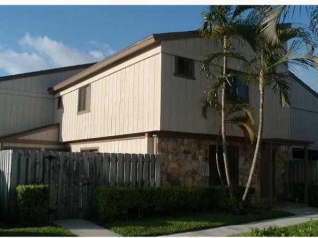 Luxury Townhouse for rent in Wellington, Florida