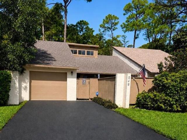 Luxury Townhouse for rent in Wellington, Florida