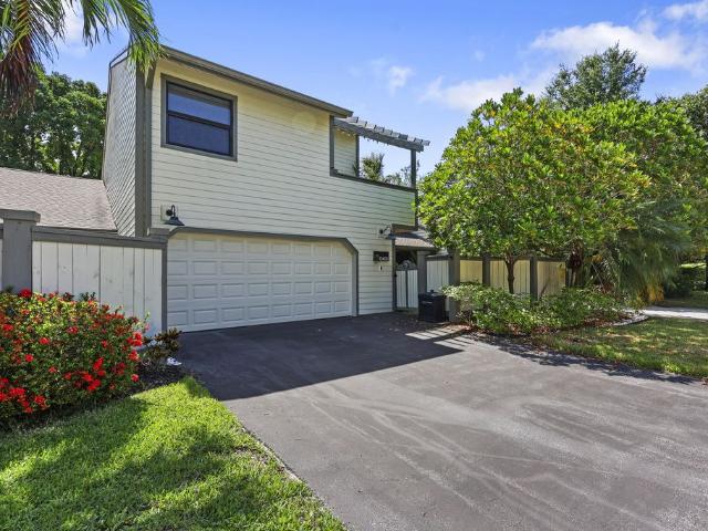 Luxury Townhouse for rent in Wellington, United States